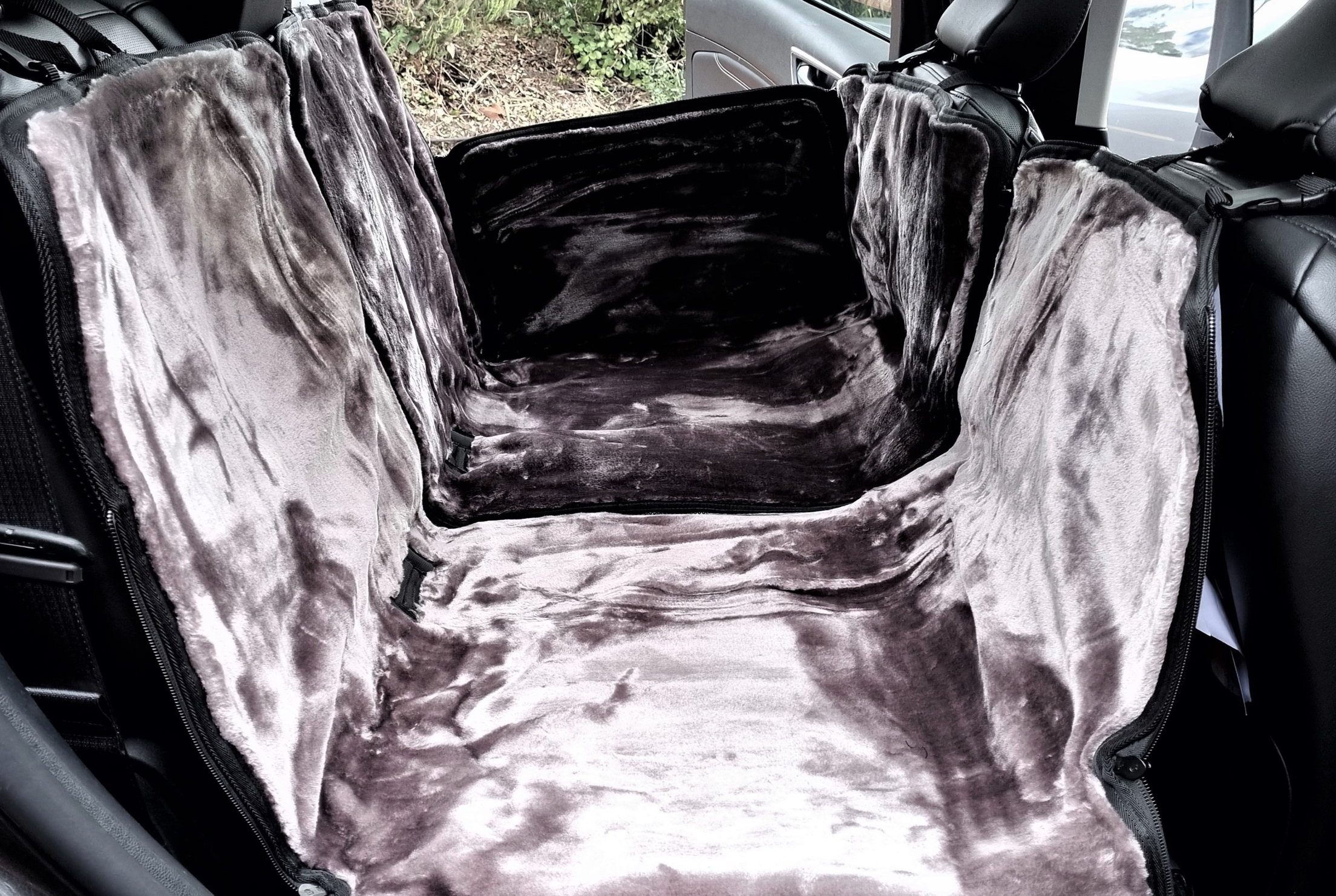 LUXURY CAR SEAT PROTECTORS / HAMMOCKS – SLINGGUARD