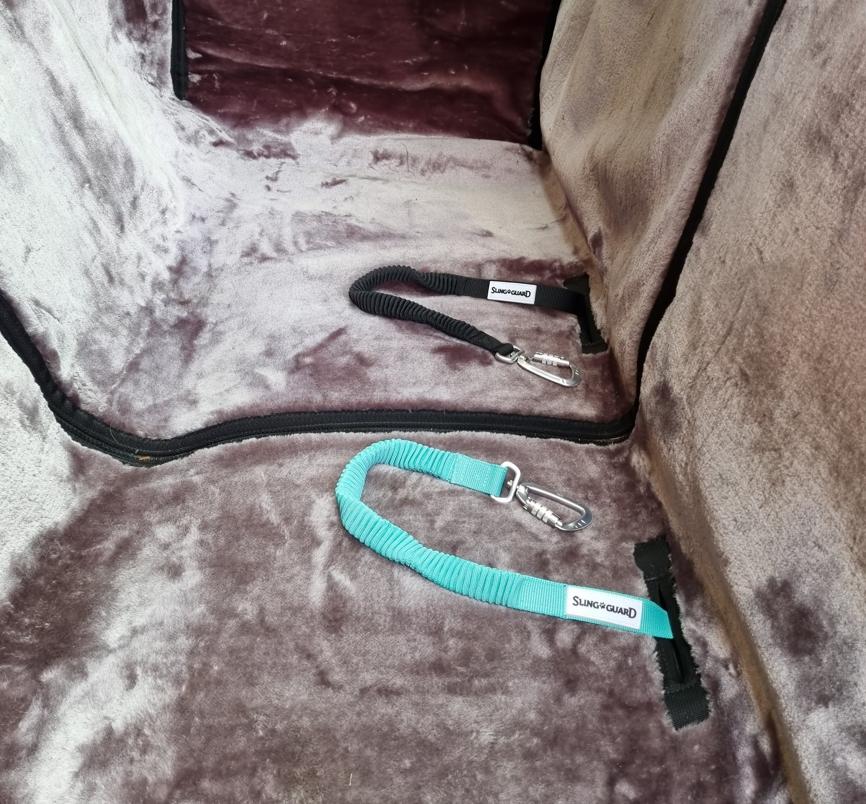 Luxury Car Seat Protector and Car Safety Lead Bundle – SLINGGUARD